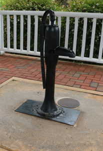 A Visit to Ivy Green, Helen Keller's Birthplace - Nancy D Brown